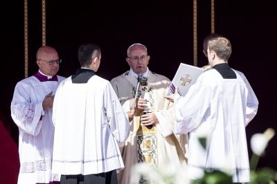 Mother Teresa canonised, becomes Saint Teresa of Calcutta